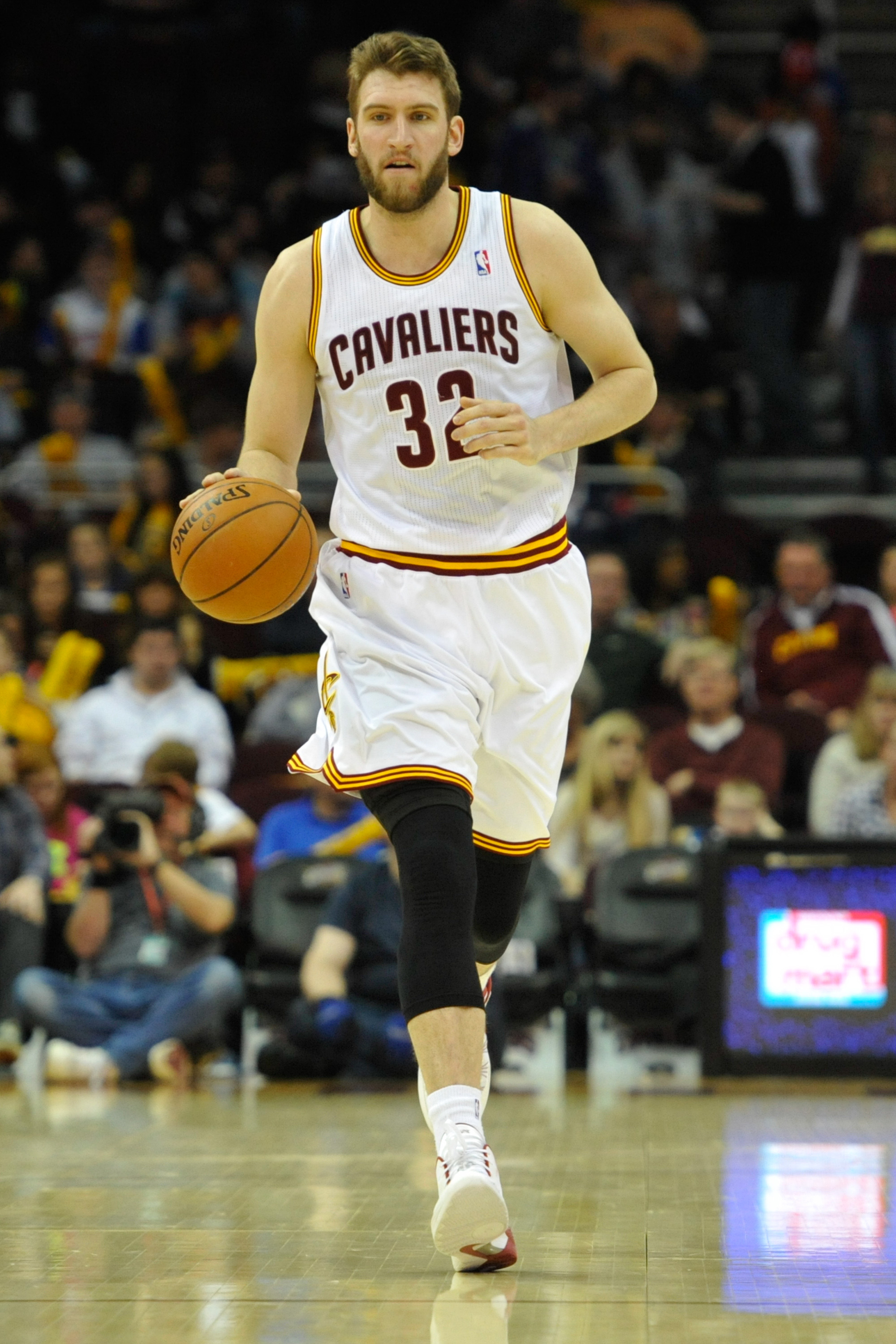 Hawes Signs With Clippers | Hoops Rumors