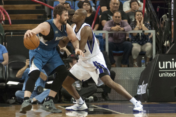 Knicks To Waive Travis Outlaw, Keep Wear? | Hoops Rumors