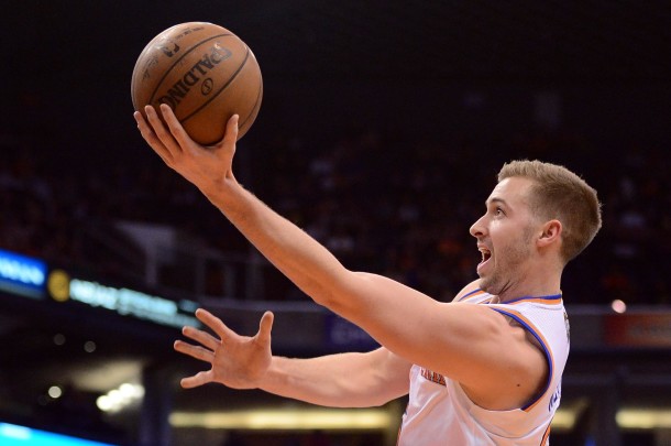 Lakers To Sign Travis Wear | Hoops Rumors
