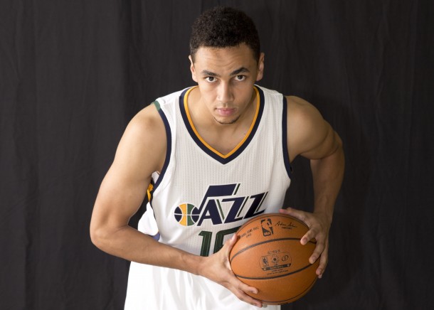 Hornets Sign Paige, Mathiang To Two-Way Deals | Hoops Rumors