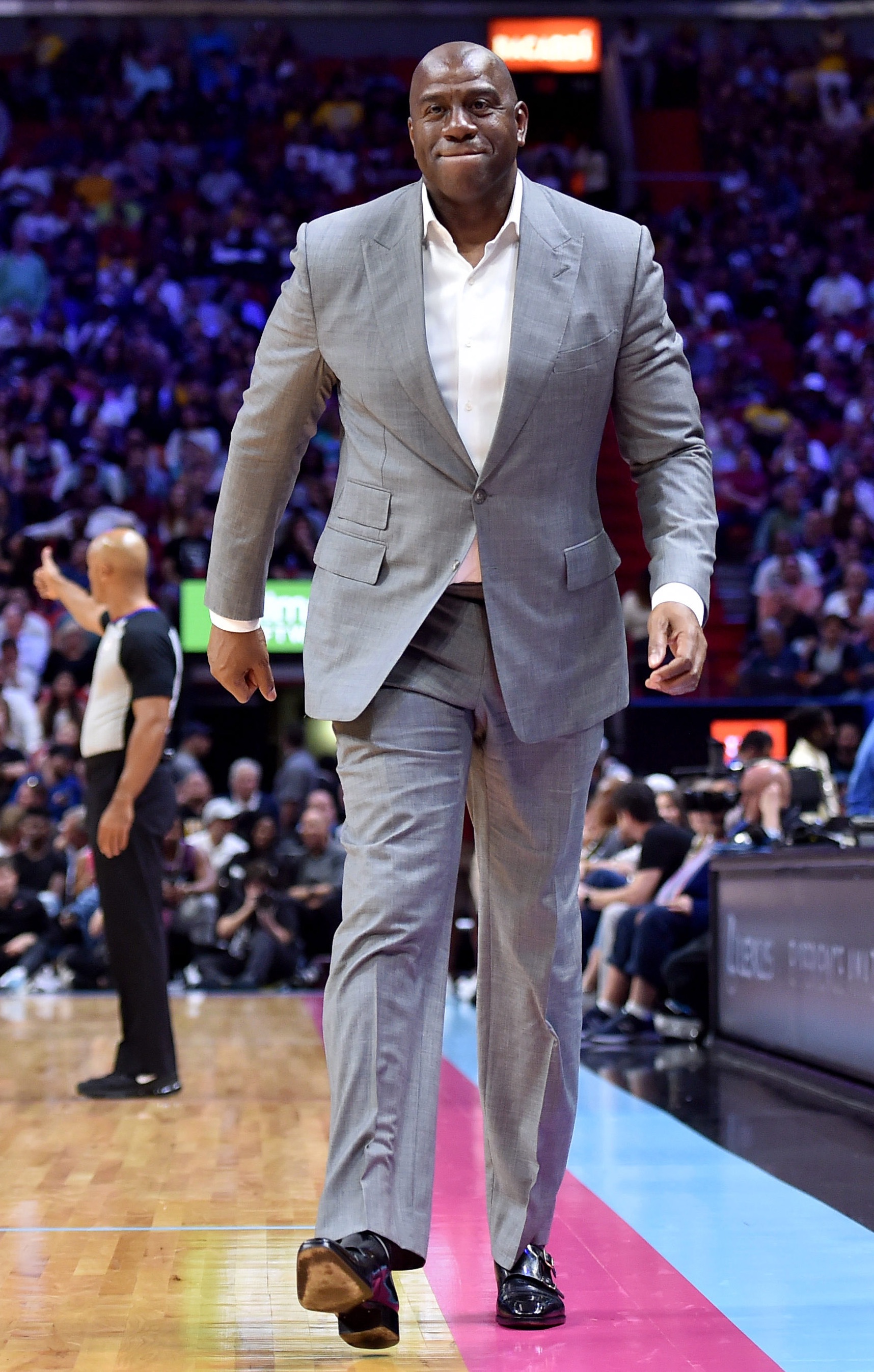 Magic Johnson Steps Down As Lakers' President Of Basketball Ops | Hoops ...