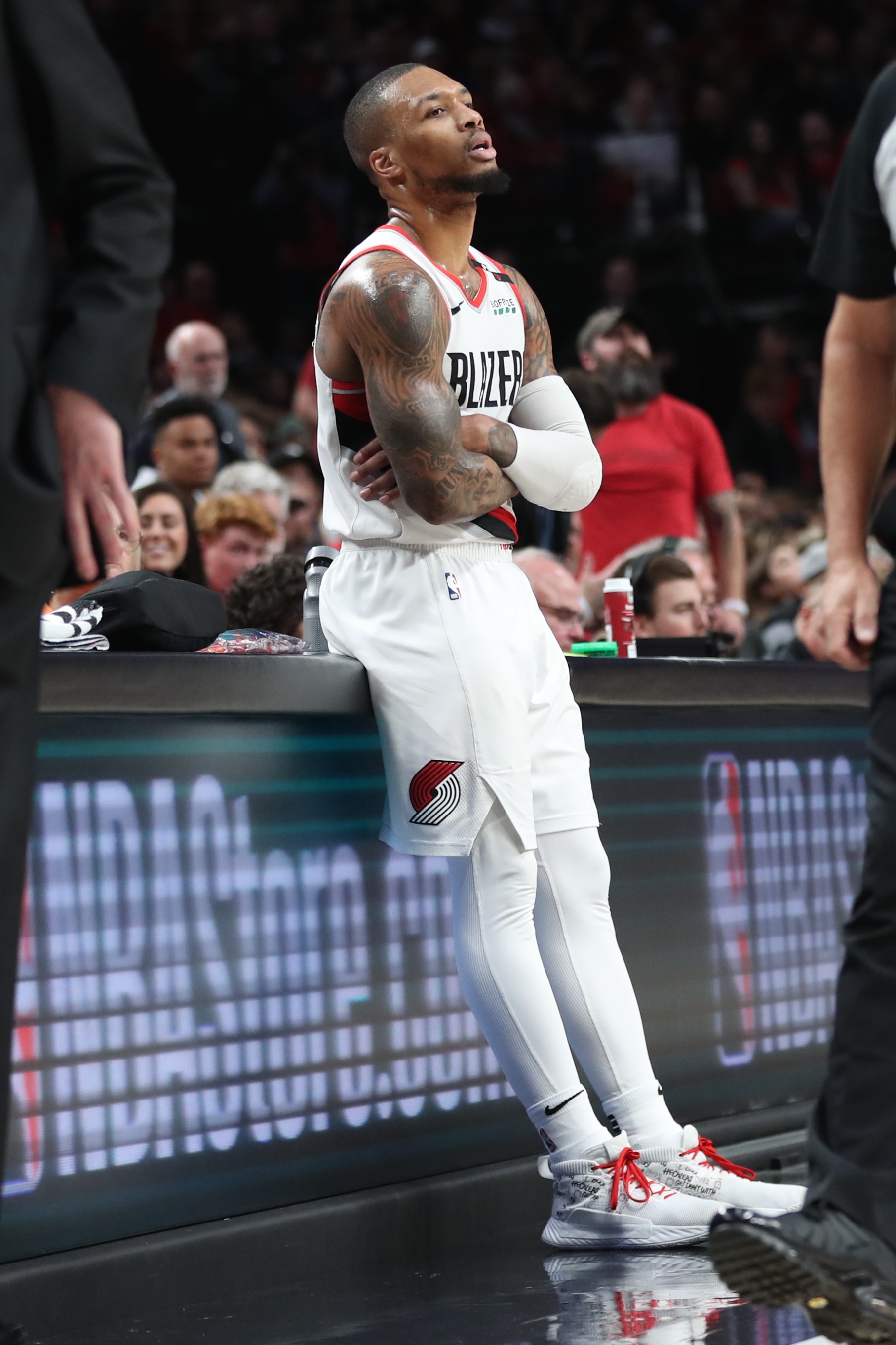 Damian Lillard Signs Super-Max Extension With Blazers | Hoops Rumors