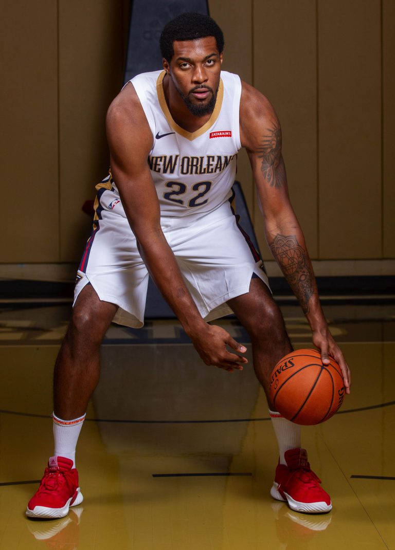 Derrick Favors Adjusting To New Team, New Role | Hoops Rumors