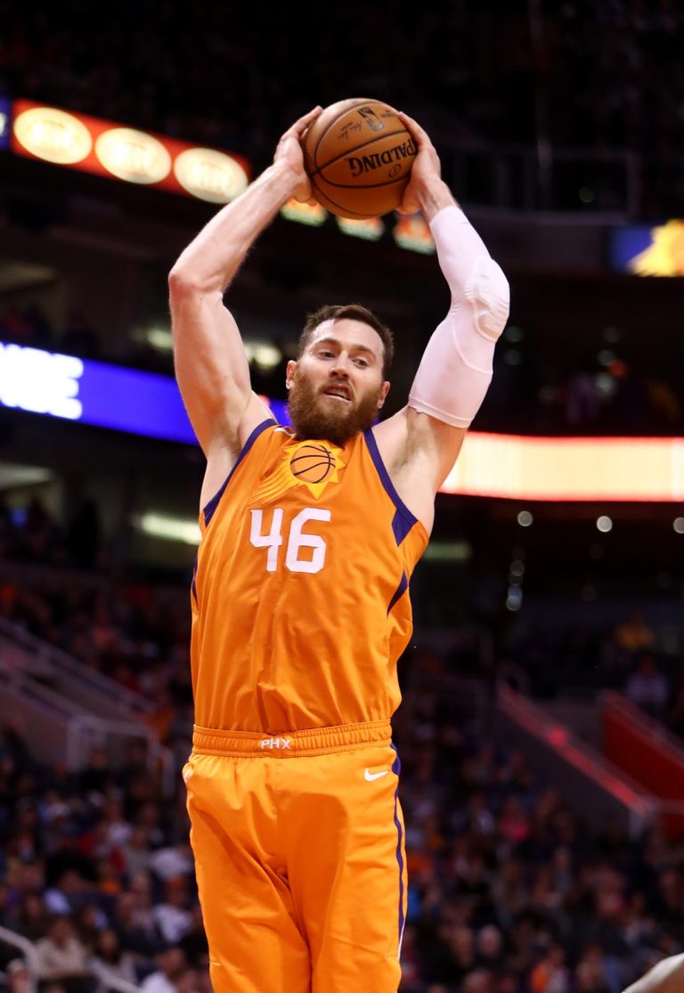 Raptors Sign Aron Baynes To Two-Year Deal | Hoops Rumors