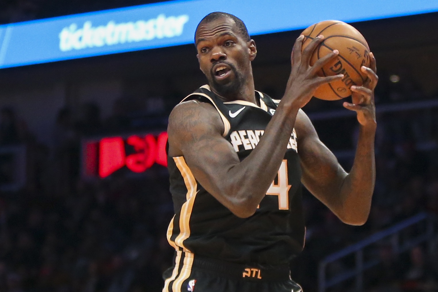 Heat Sign Dewayne Dedmon | Hoops Rumors