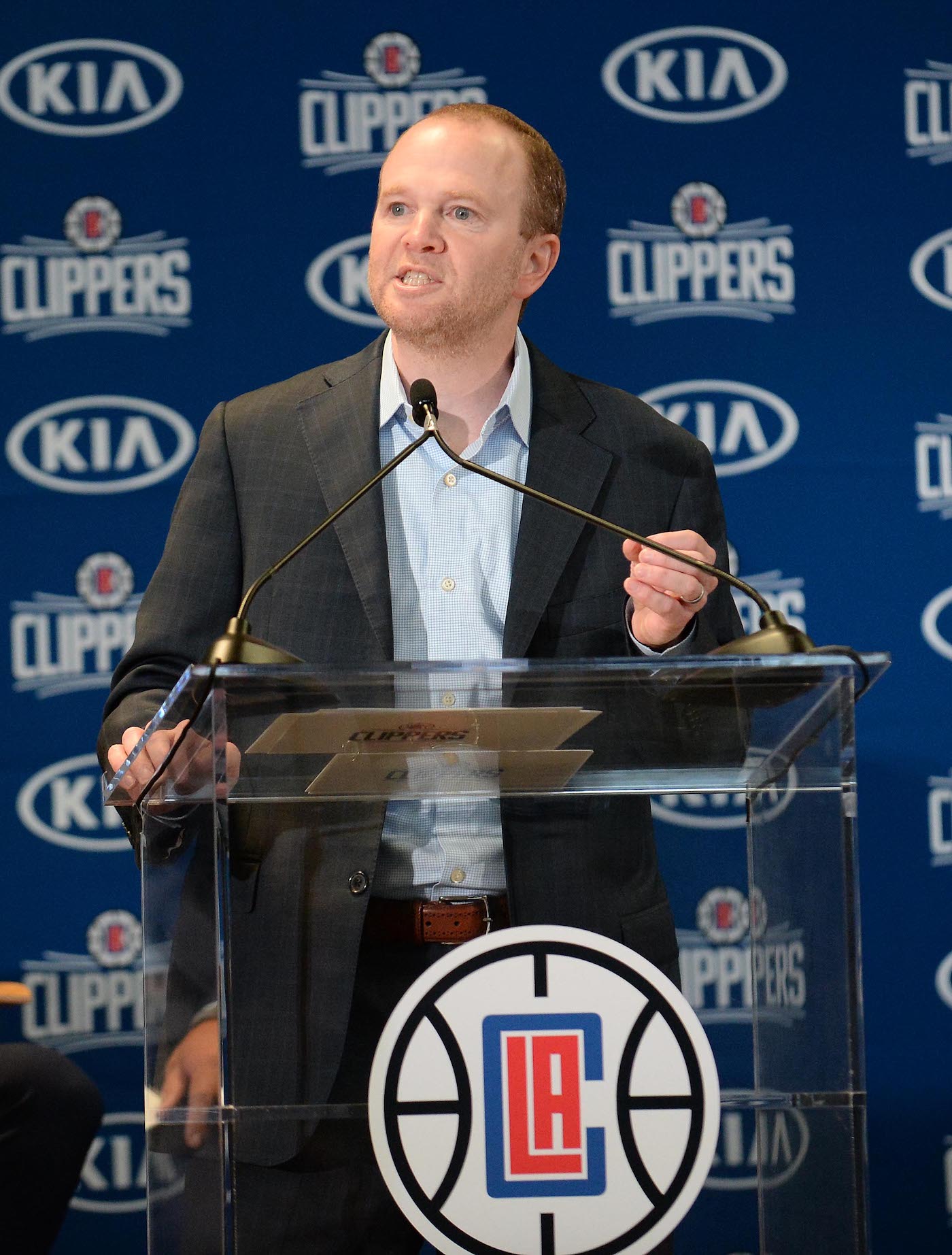 Clippers' Lawrence Frank Named Executive Of The Year | Hoops Rumors