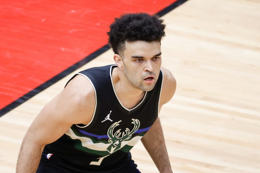 Elijah Bryant Signs With Anadolu Efes | Hoops Rumors