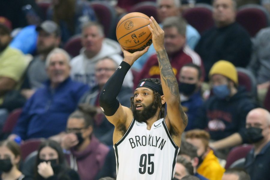 DeAndre’ Bembry Signs With Bucks | Hoops Rumors