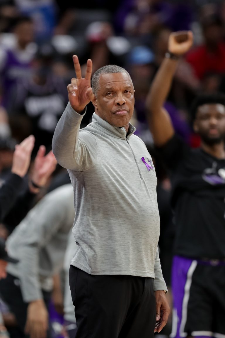Kings Not Retaining Alvin Gentry As Head Coach | Hoops Rumors