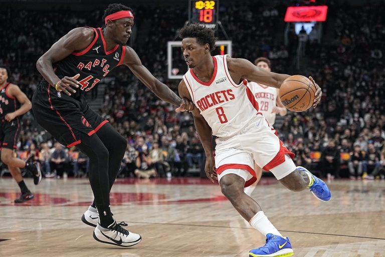 Rockets Re-Sign Jae’Sean Tate To Three-Year Deal | Hoops Rumors