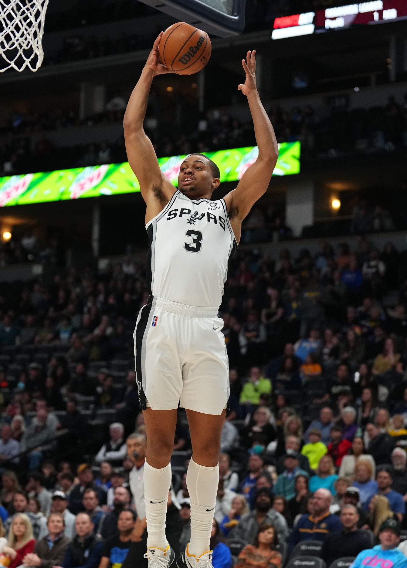 Keldon Johnson Signs Four-Year Extension With Spurs | Hoops Rumors