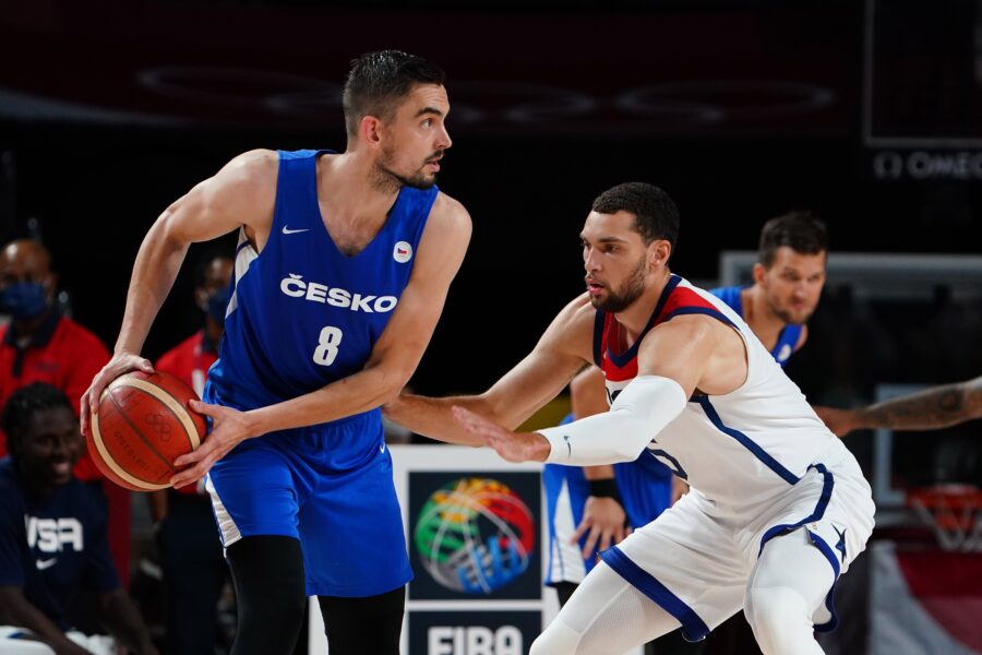 International Notes: Satoransky, Motiejunas, Bennett | Hoops Rumors