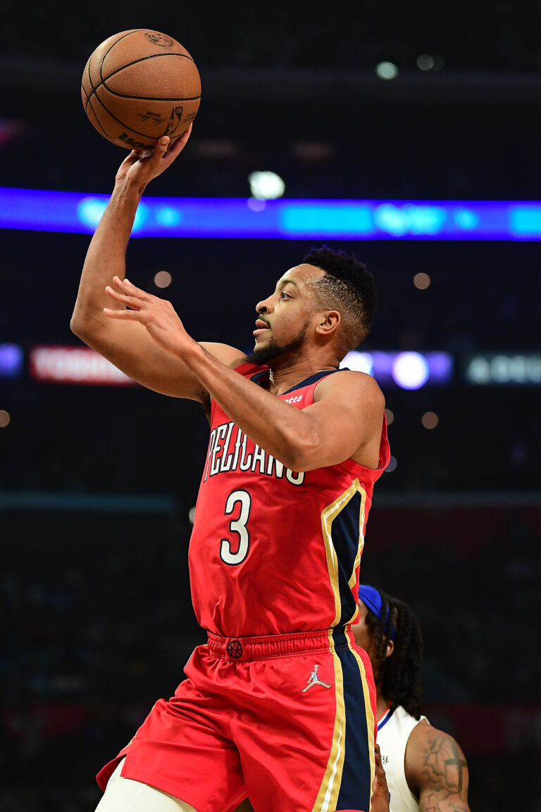 CJ McCollum Signs Two-Year Extension With Pelicans | Hoops Rumors