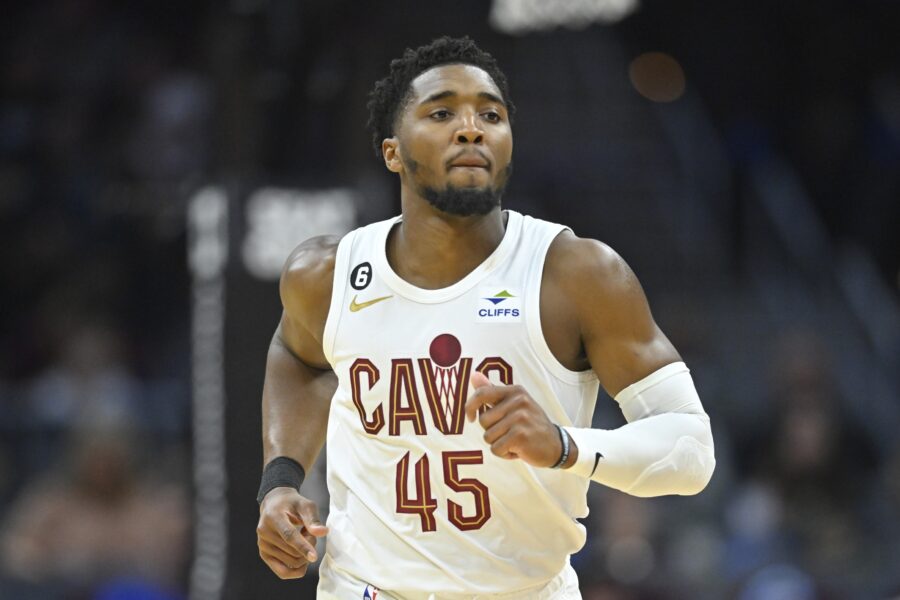 Central Notes: Mitchell, Garland, Turner, Bayno | Hoops Rumors