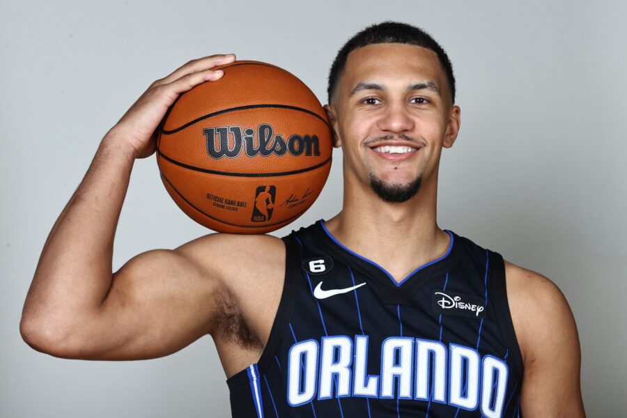 Magic's Jalen Suggs Suffers Apparent Knee Injury | Hoops Rumors