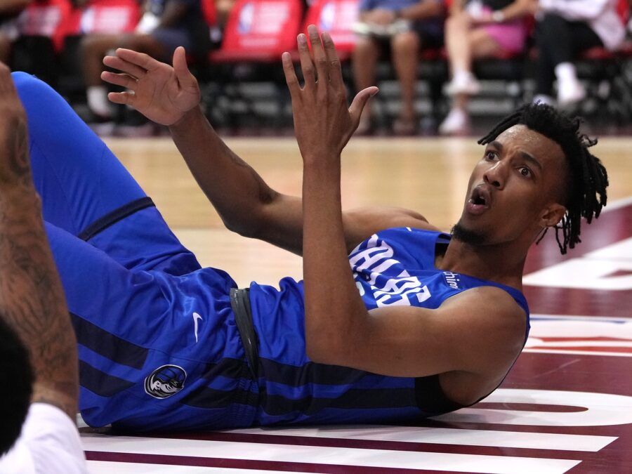 Mavericks Ink A.J. Lawson To Two-Way Contract | Hoops Rumors