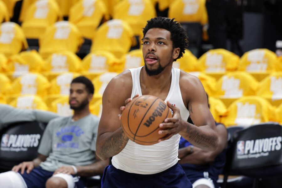 Lakers Sign Sterling Brown To 10-Day Contract | Hoops Rumors