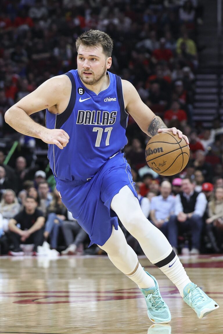 Luka Doncic, Joel Embiid Earn Player Of The Month Honors | Hoops Rumors