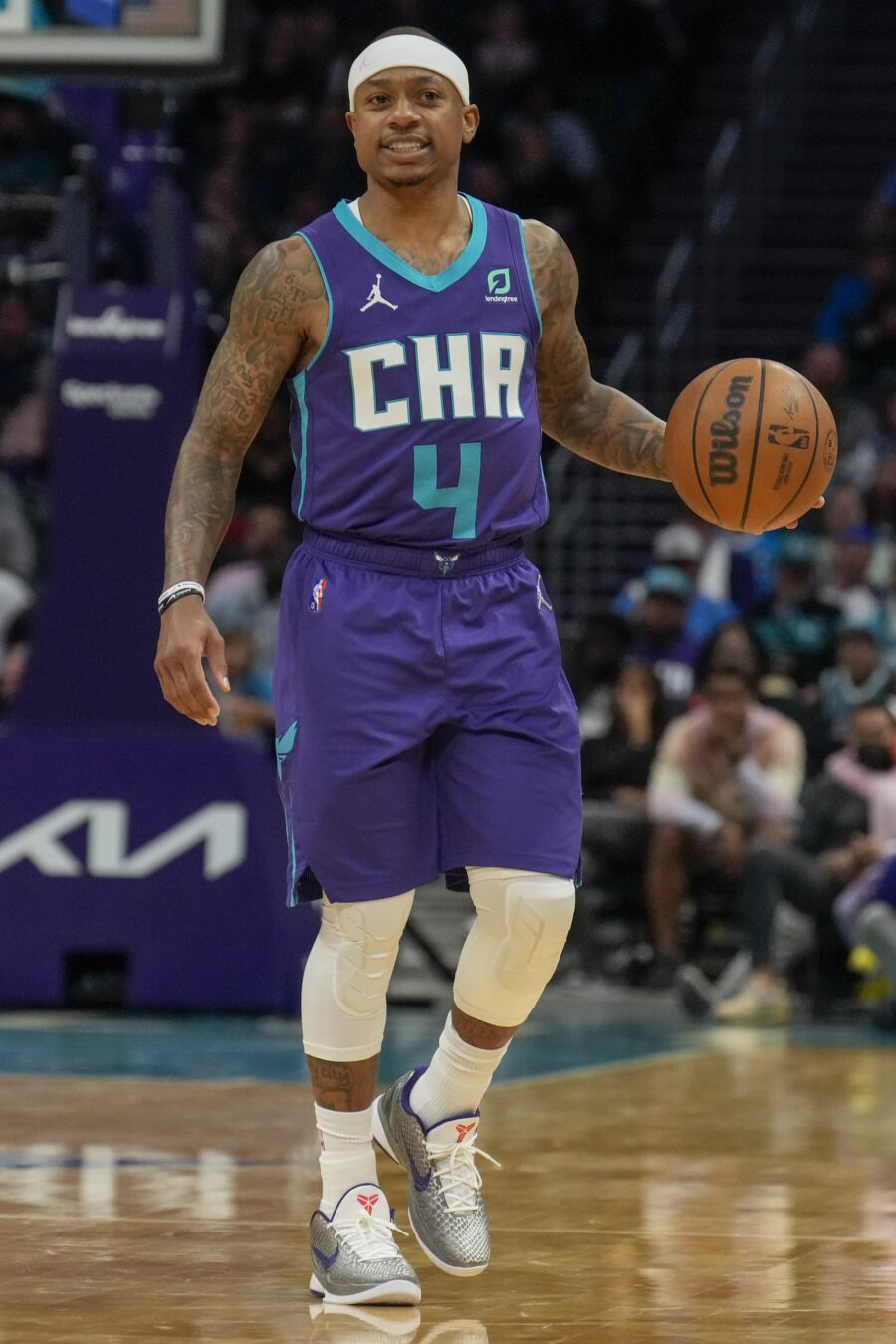 Isaiah Thomas Signs 10-Day Deal With Suns | Hoops Rumors