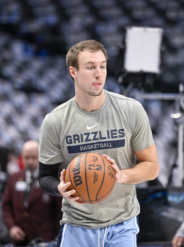 Luke Kennard Rumors | Hoops Rumors