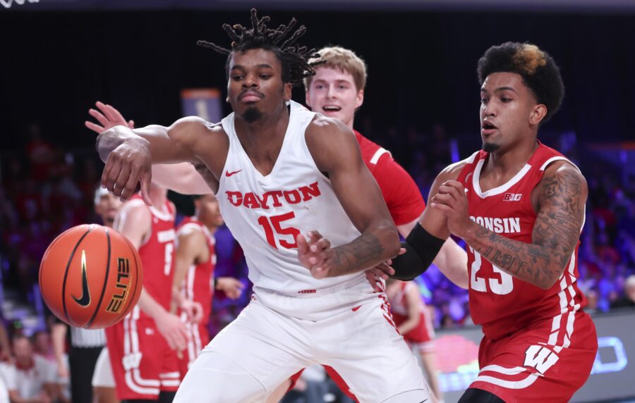 Dayton's DaRon Holmes Among Final Draft Early Entrants | Hoops Rumors