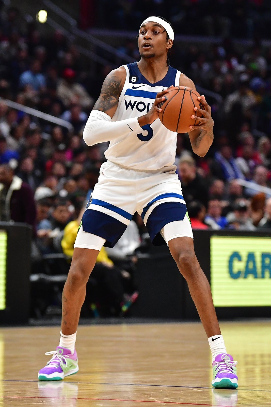 Wolves Sign Jaden McDaniels To Five-Year Extension | Hoops Rumors
