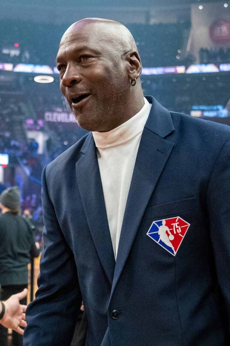Michael Jordan Agrees To Sell Majority Share Of Hornets | Hoops Rumors
