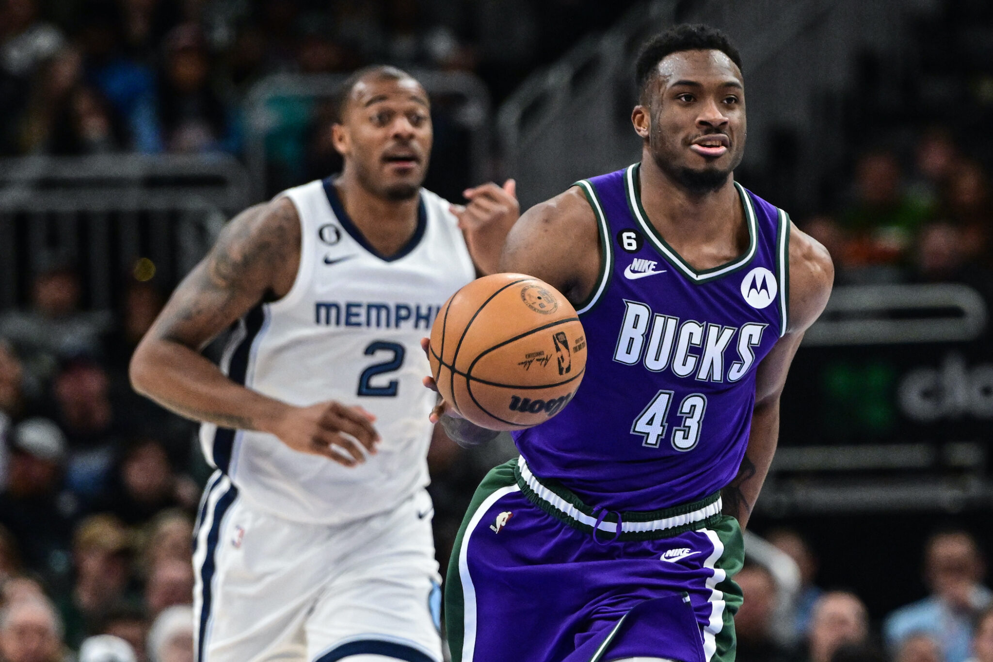 Bucks Re-Sign Thanasis Antetokounmpo | Hoops Rumors