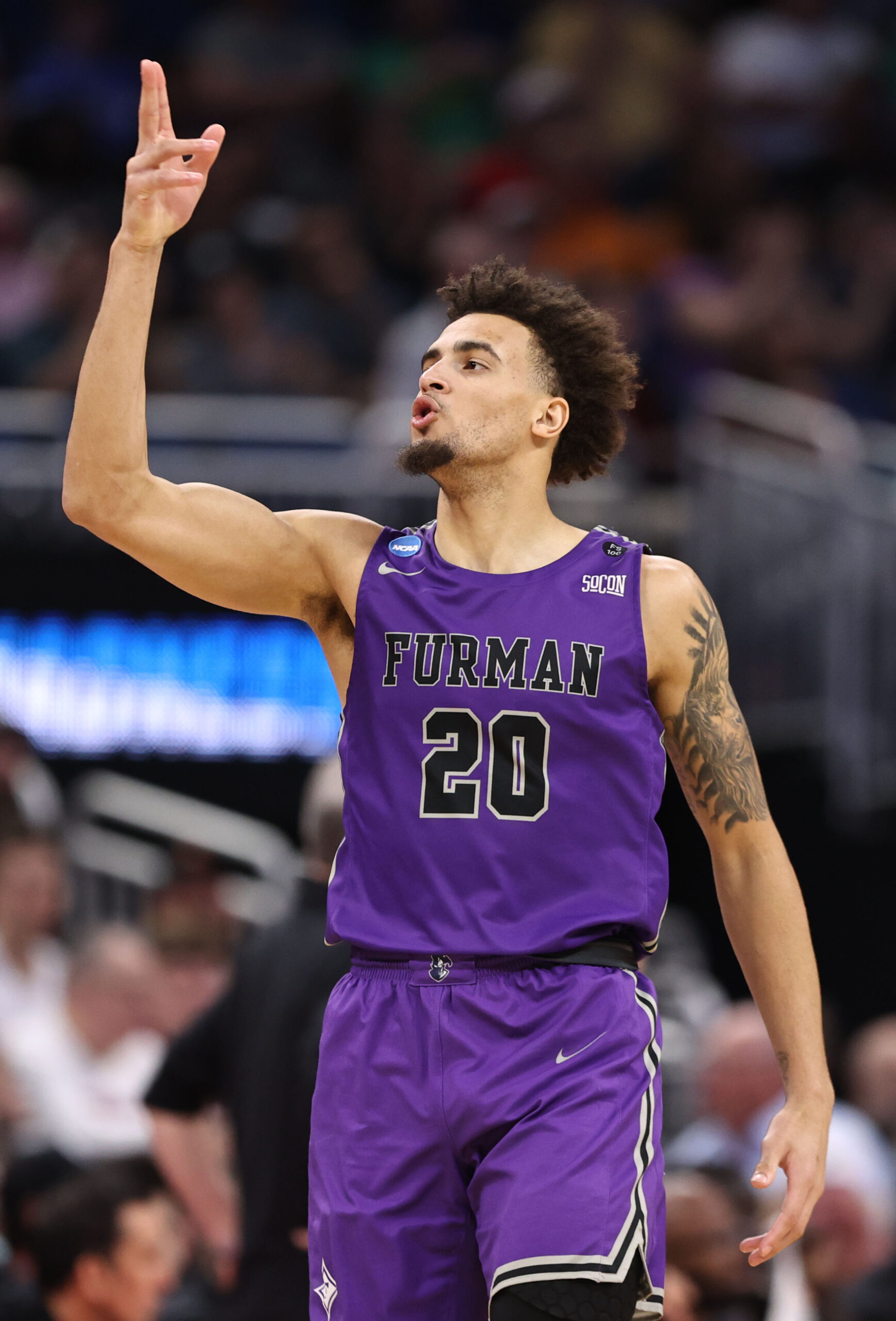 Kings Sign Jalen Slawson On Two-Way Deal | Hoops Rumors