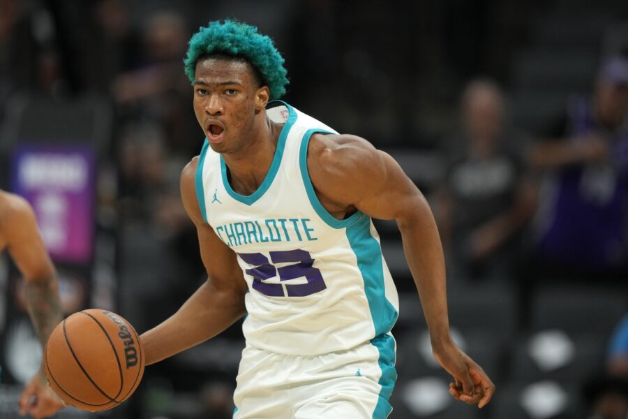 Hornets' Kai Jones Requests Trade | Hoops Rumors