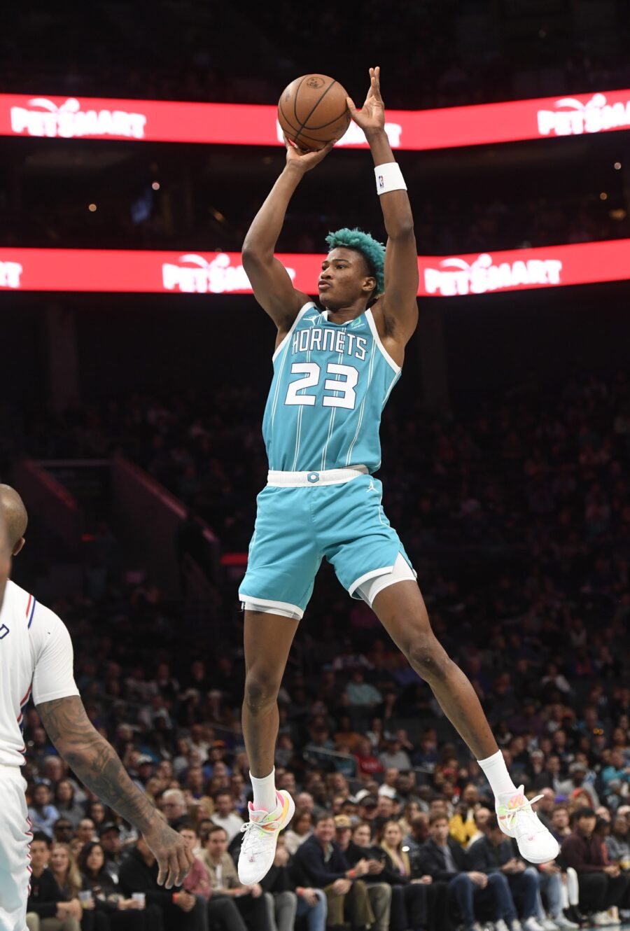 Clippers Sign Kai Jones To Exhibit 10 Contract | Hoops Rumors
