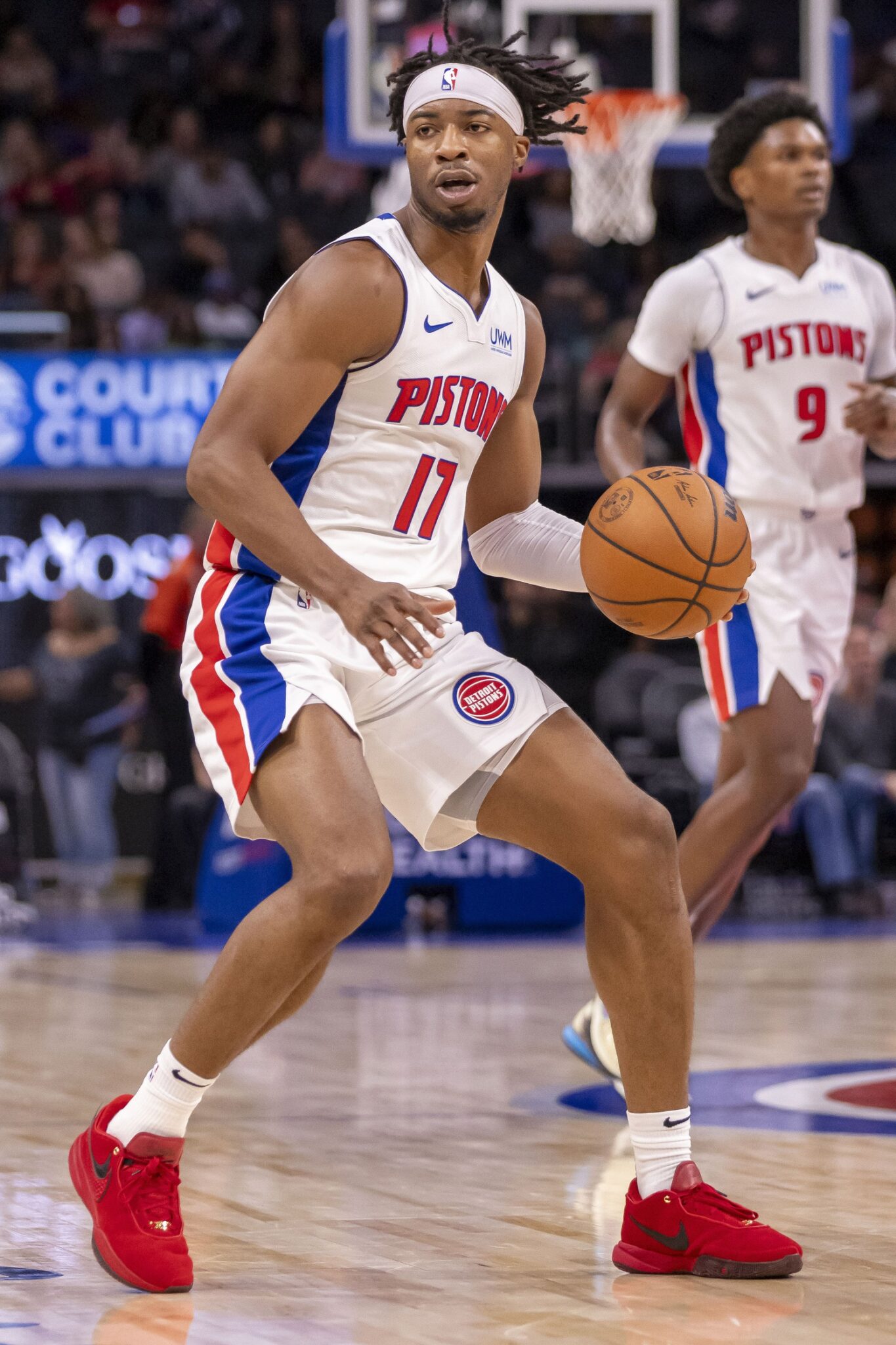 Pistons' Stanley Umude Out For Season With Fractured Ankle | Hoops Rumors