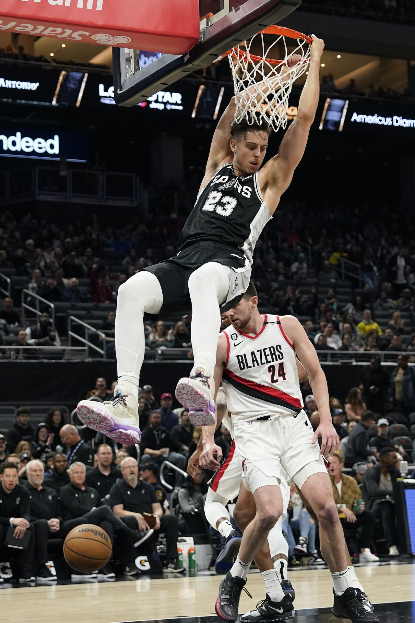Spurs Sign Zach Collins To Two-Year Extension | Hoops Rumors