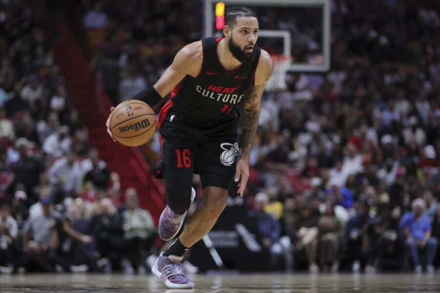 Sixers Sign Caleb Martin, Waive Paul Reed | Hoops Rumors