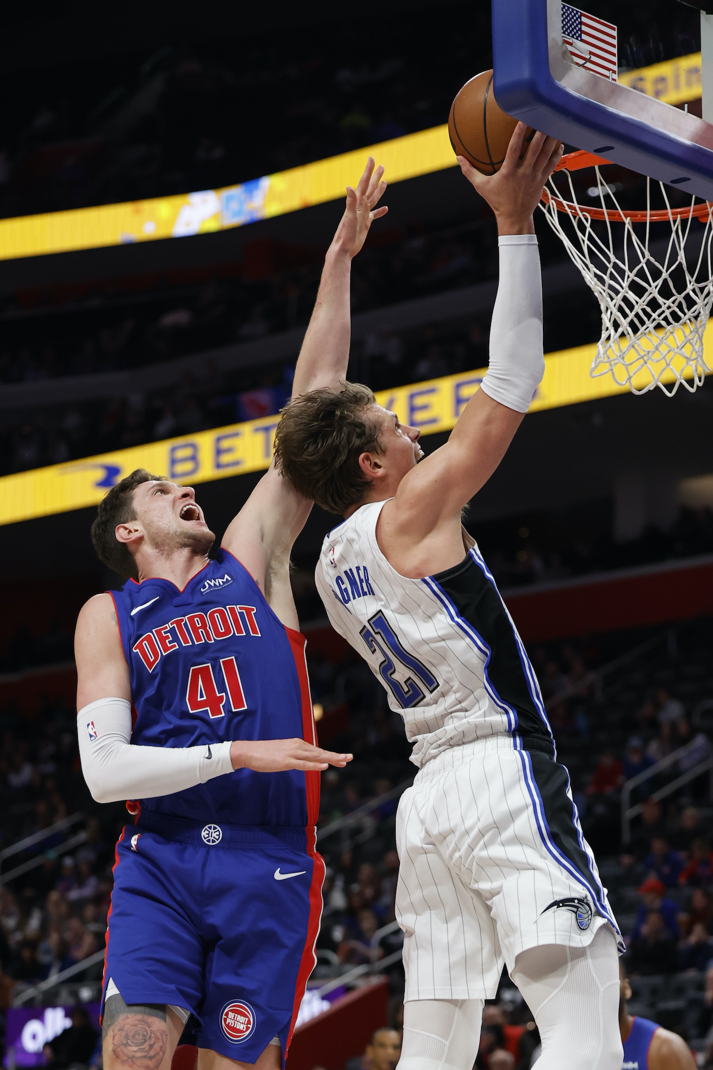 Mike Muscala Finalizes Buyout With Pistons | Hoops Rumors