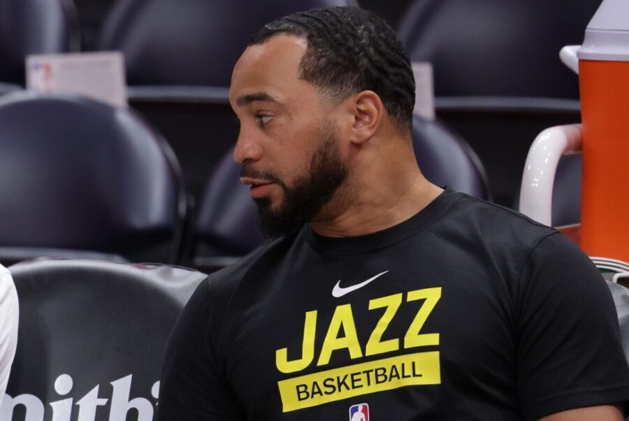 Hornets Notes: Skeeter, Lee, Staff, Tasks | Hoops Rumors