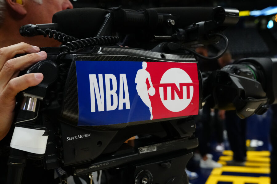 Warner Bros. Discovery Reportedly Settles Lawsuit With NBA | Hoops Rumors