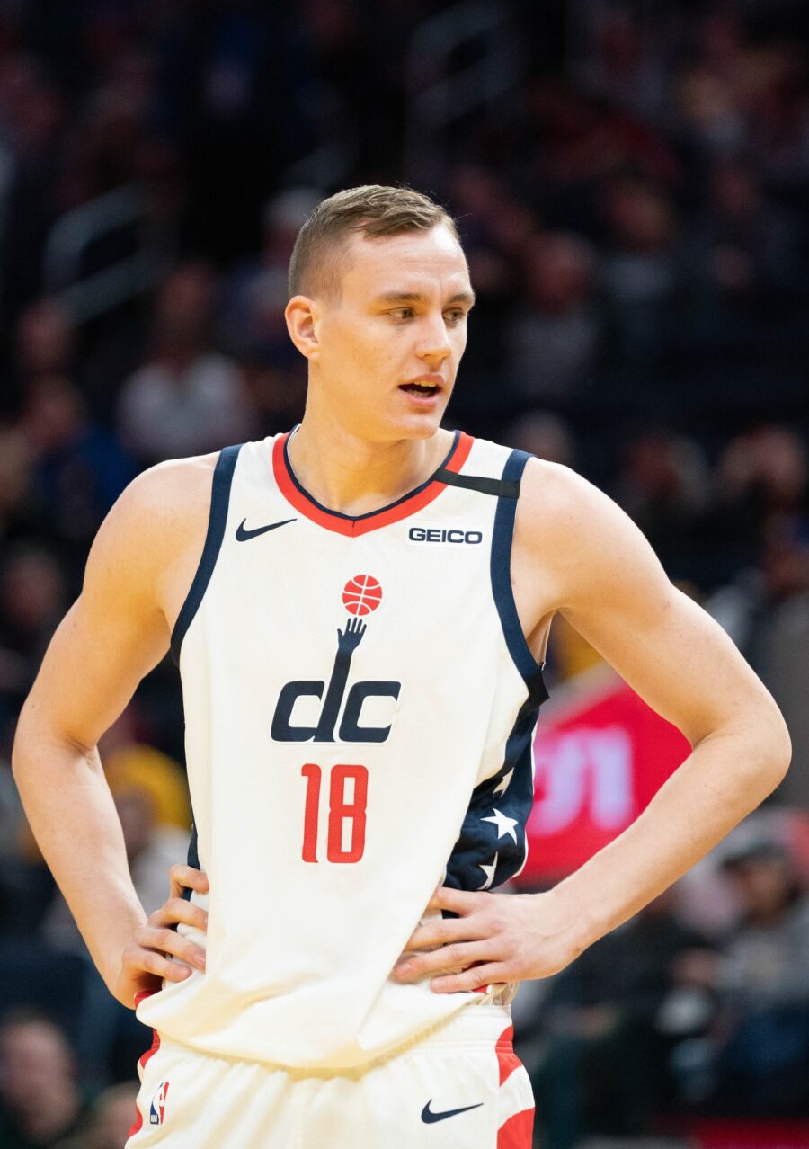 Bucks Sign Anzejs Pasecniks To Two-Way Contract | Hoops Rumors