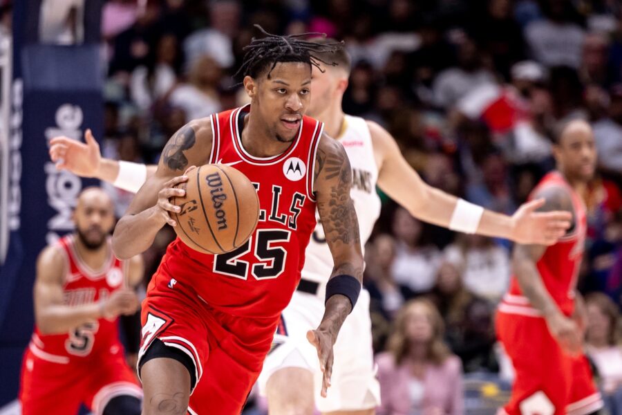 Bulls Exercise 2025/26 Option On Dalen Terry | Hoops Rumors