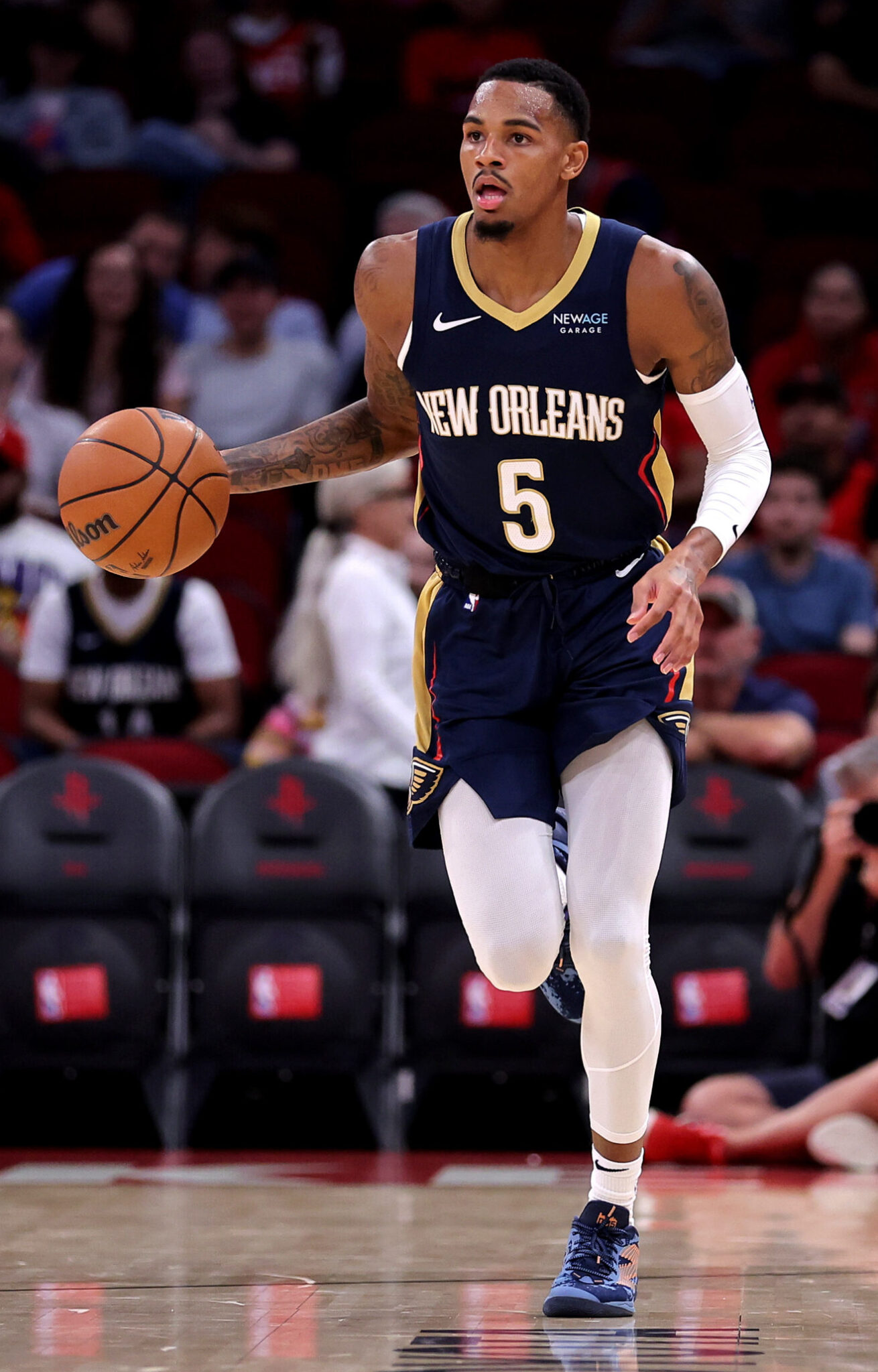 Dejounte Murray To Miss 4-6 Weeks With Hand Fracture | Hoops Rumors