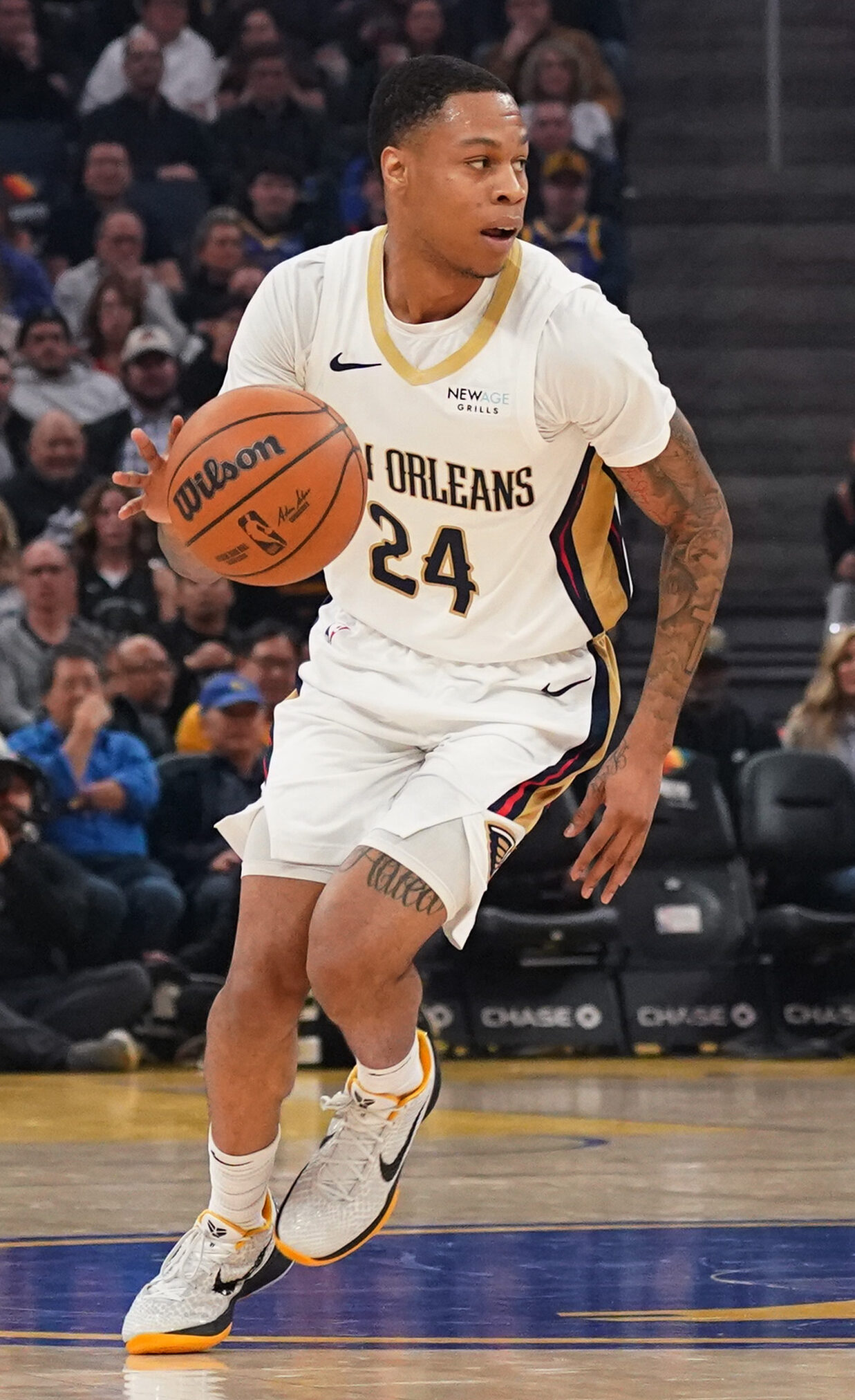 Jordan Hawkins Out 1-2 Weeks With Low Back Strain | Hoops Rumors