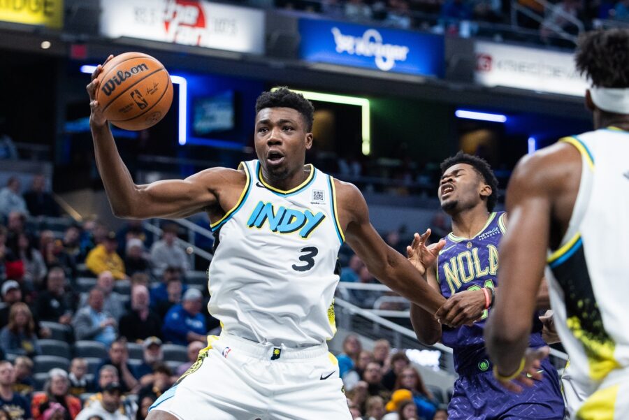 Heat Notes: Bryant, Spoelstra, 14th Roster Spot, Butler | Hoops Rumors