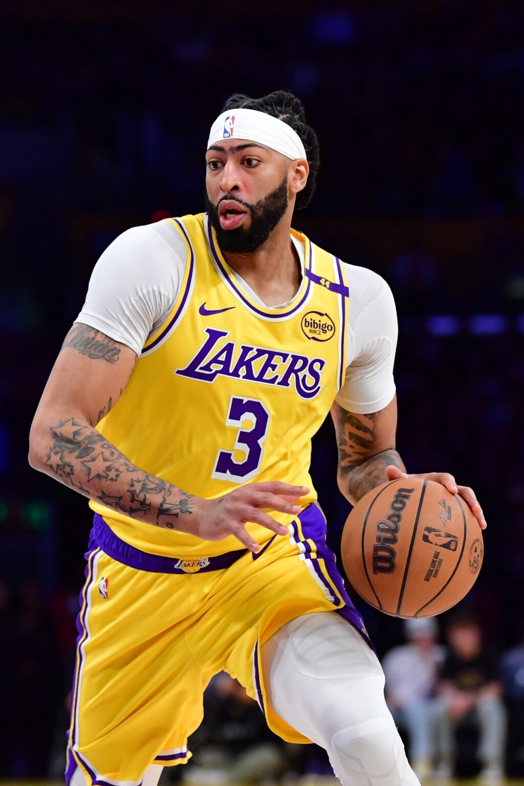 Anthony Davis Has Abdominal Strain, Out At Least One Week | Hoops Rumors