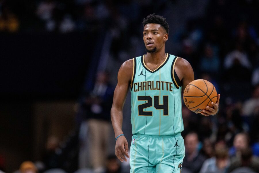 Hornets Notes: Miller, Knueppel, Lee, Mann, Dinwiddie, Lineup | Hoops ...