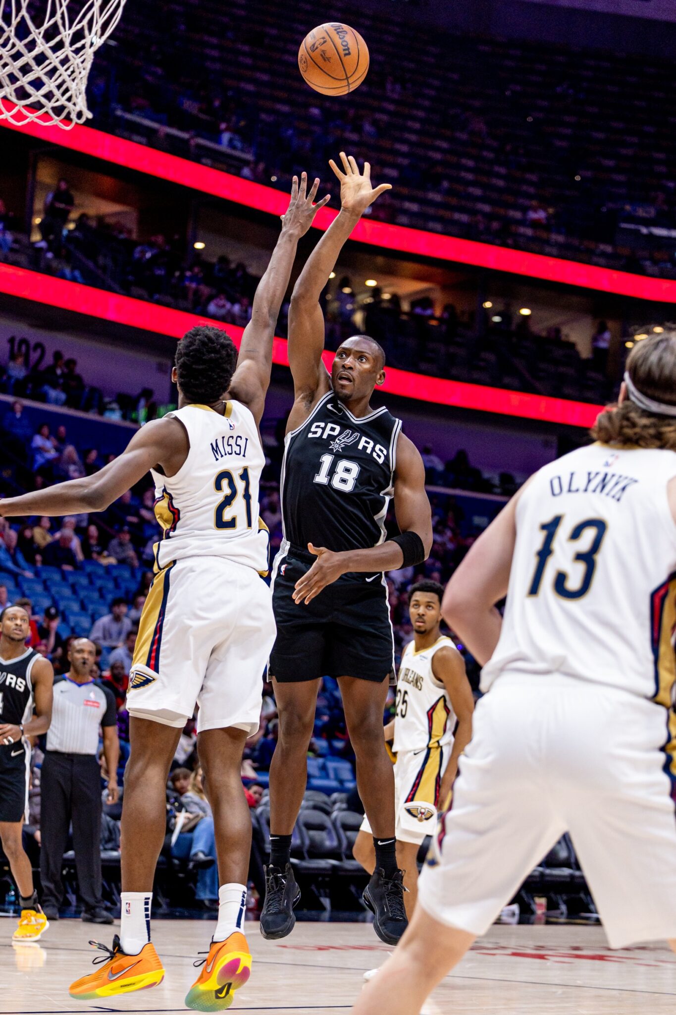 Spurs Sign Bismack Biyombo For Rest Of Season | Hoops Rumors