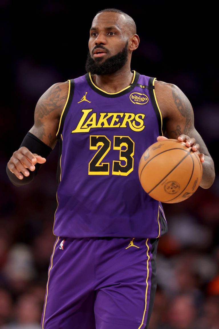 LeBron James, Donovan Mitchell Named Players Of The Month | Hoops Rumors