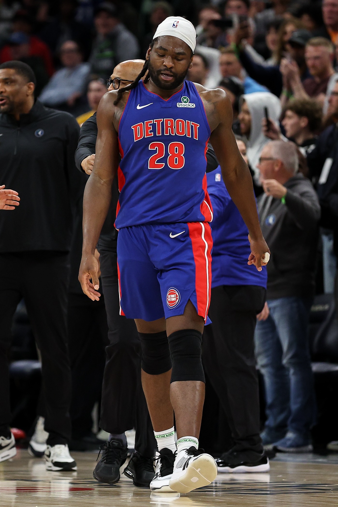 Pistons’ Isaiah Stewart Undergoes Imaging On Leg | Hoops Rumors