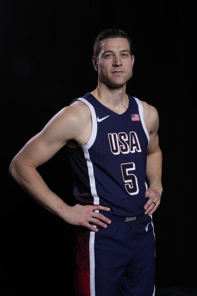 Former Lottery Pick Jimmer Fredette Announces Retirement | Hoops Rumors