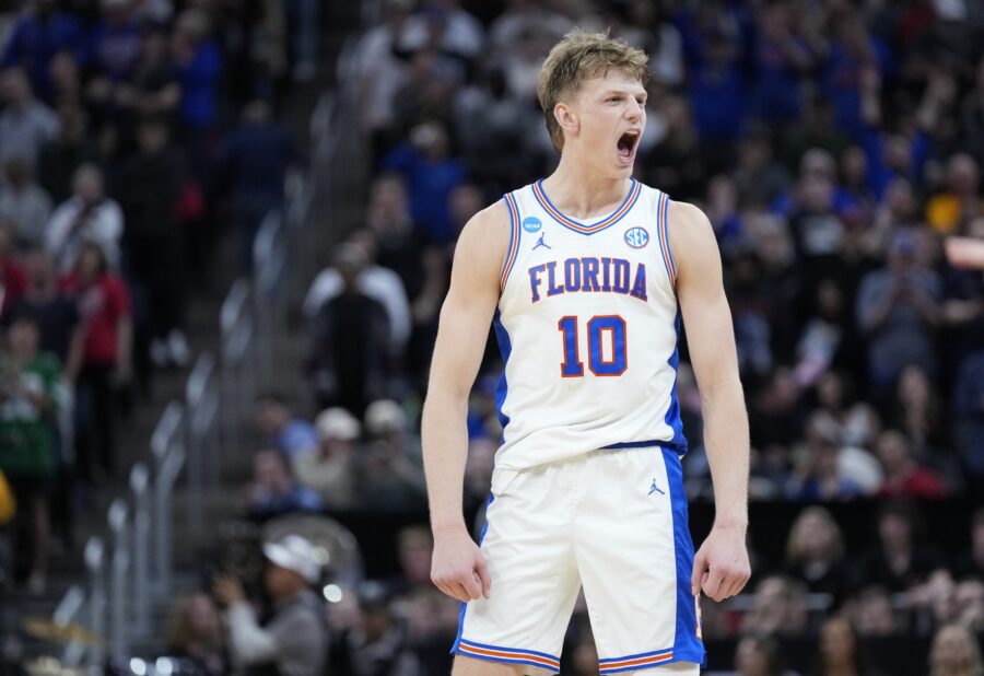Thomas Haugh Returning To Florida For Junior Season | Hoops Rumors