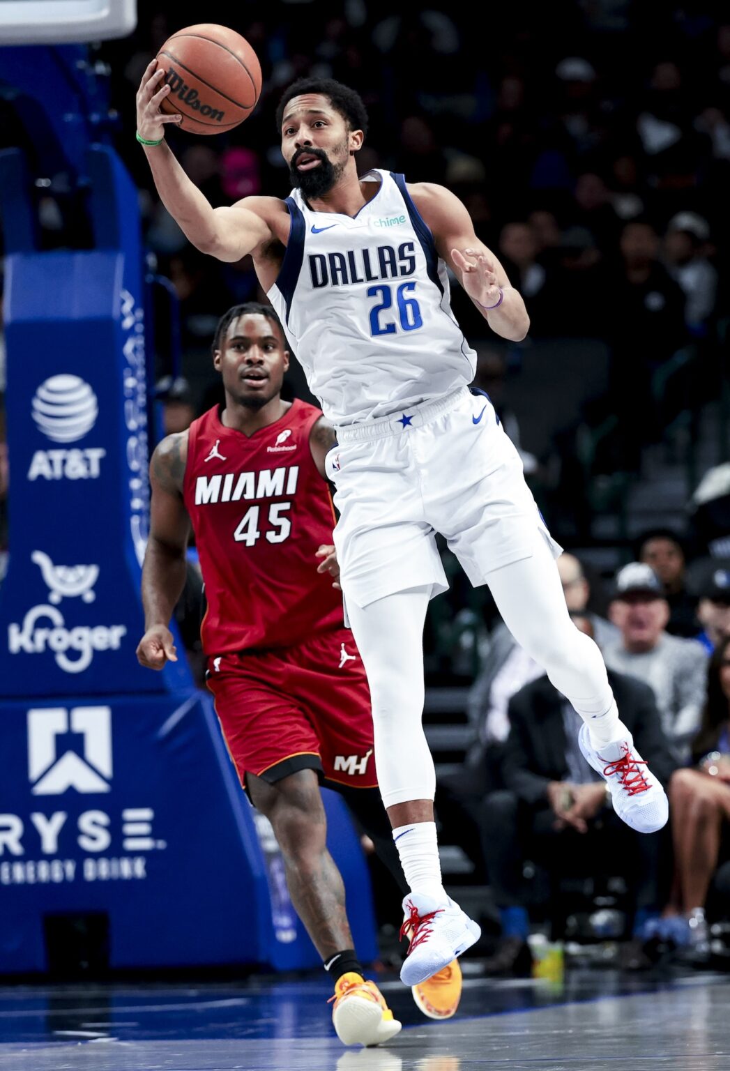 Hornets, Spencer Dinwiddie Finalize One-Year Deal | Hoops Rumors